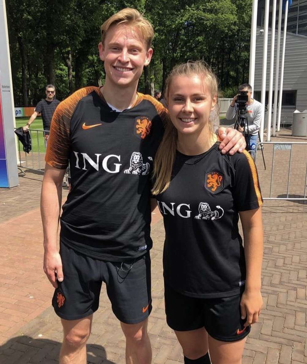 Met wie heeft Victoria Pelova een relatie? - Mynd