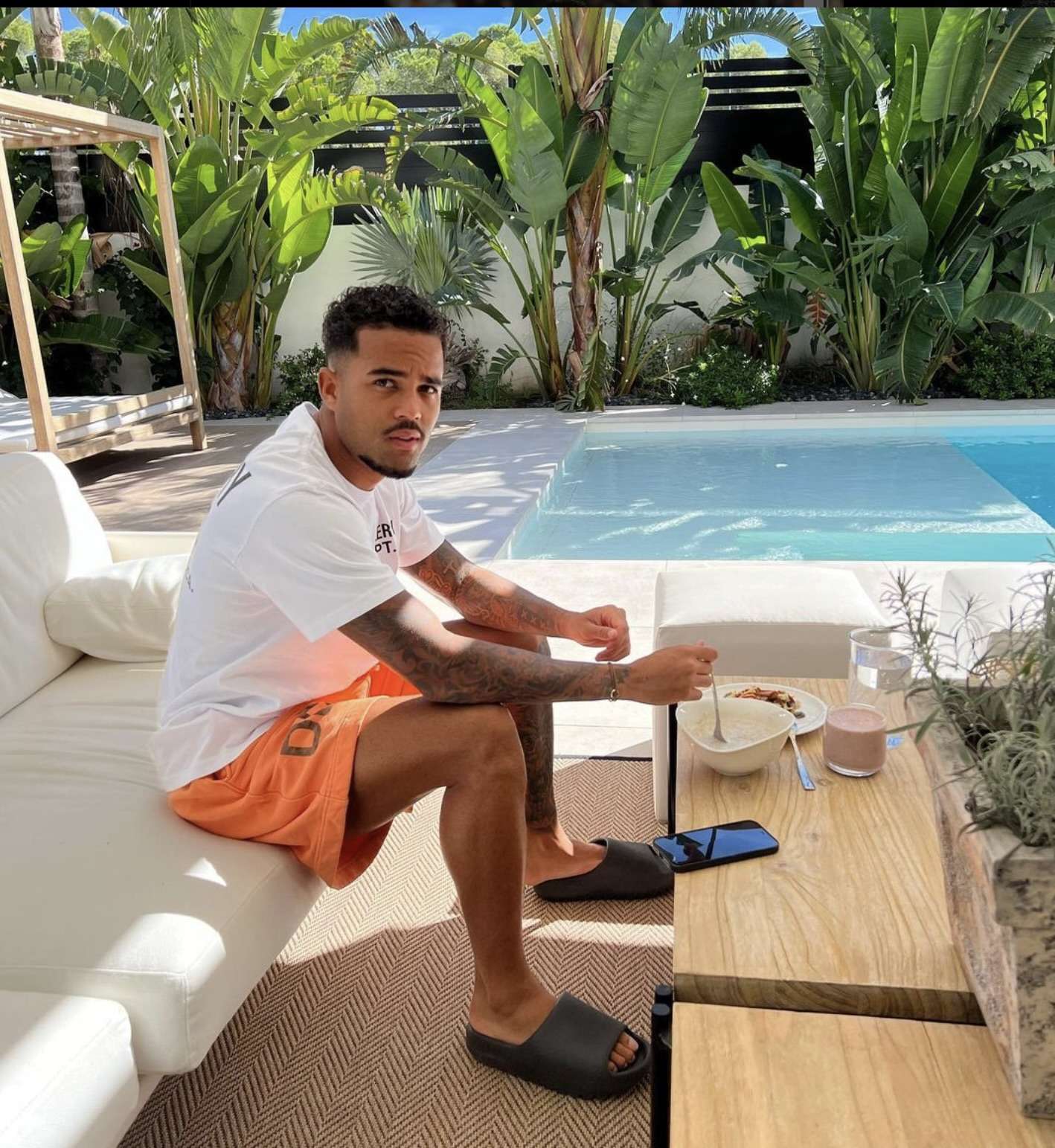 Dit is het Gezin van Patrick Kluivert! - Mynd