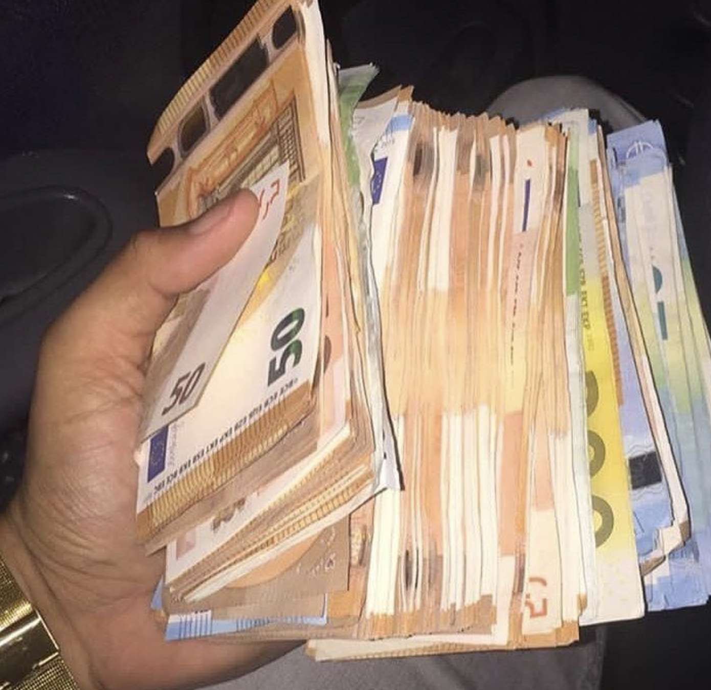 Hoeveel Cash mag je Thuis hebben? - Mynd