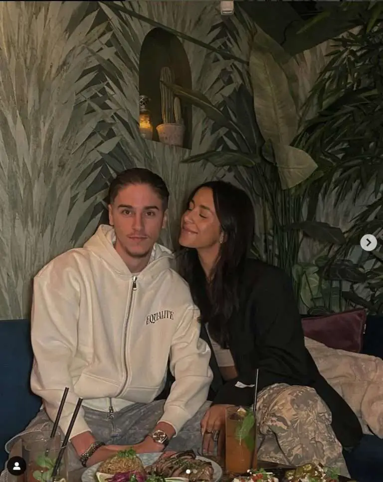 Dit is Charissa Bellamorae (Vriendin Sem van Dijk) - Mynd