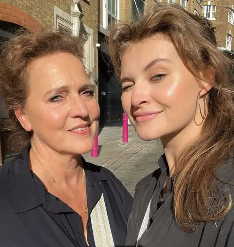 Dit is Vajèn van den Bosch (Relatie, Leeftijd, Vader..) - Mynd